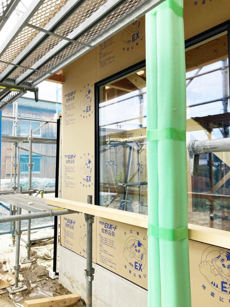 碧南市平屋のお家 窓取り付け！/ブルーハウス/日進工務店/名古屋工務店/豊橋工務店/日進工務店/平屋/建築家とつくる家 | 注文住宅ブルーハウス デザイン・性能・リゾートライフ、愛知、名古屋 ...